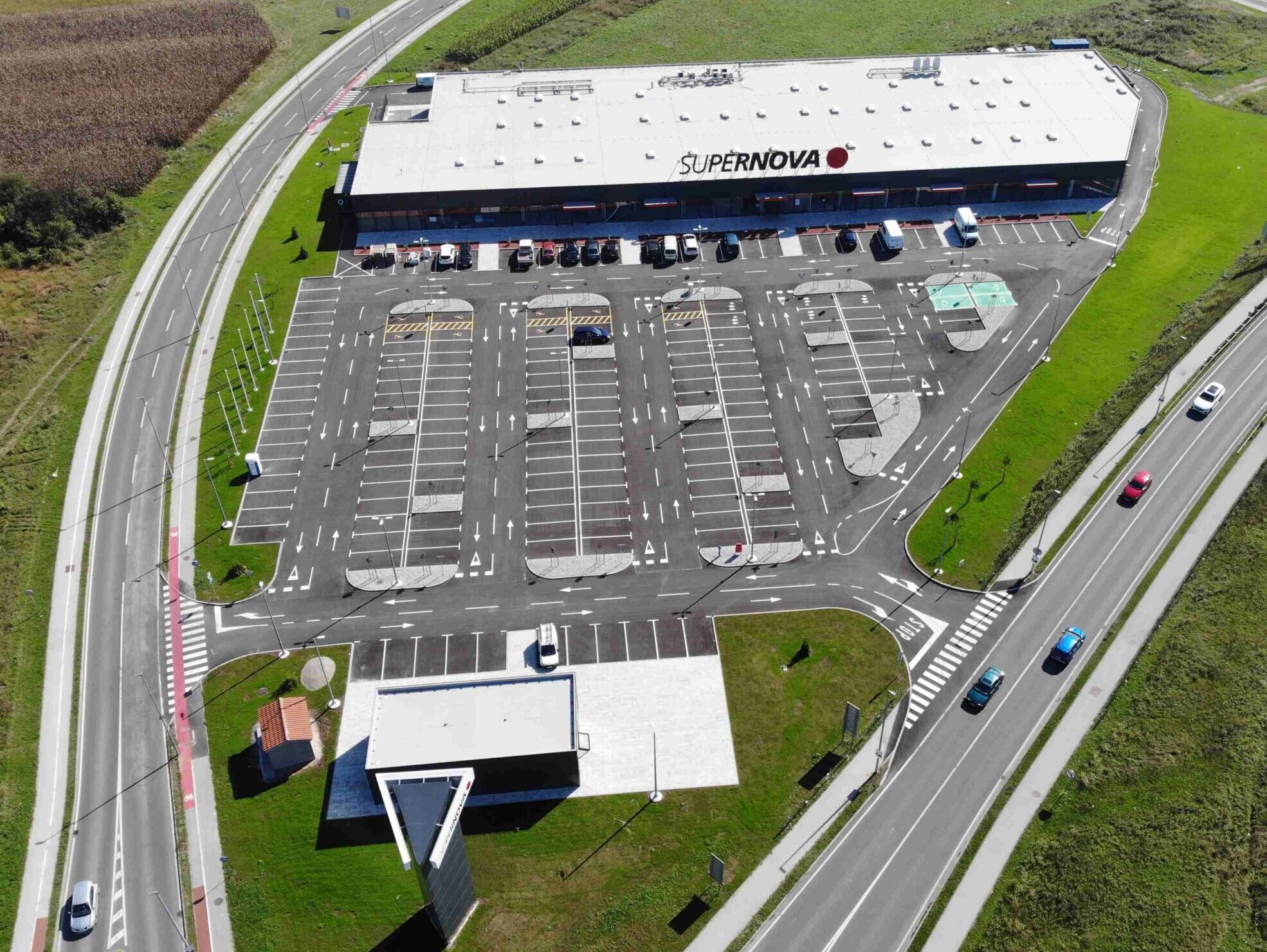 Supernova Group formally opens Supernova Jastrebarsko retail park | Supernova